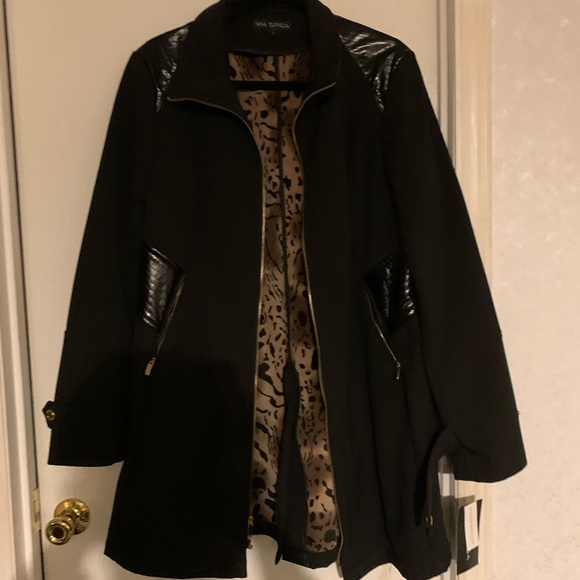 Via Spiga | Jackets & Coats | Via Spiga Waterproof Jacket | Poshmark